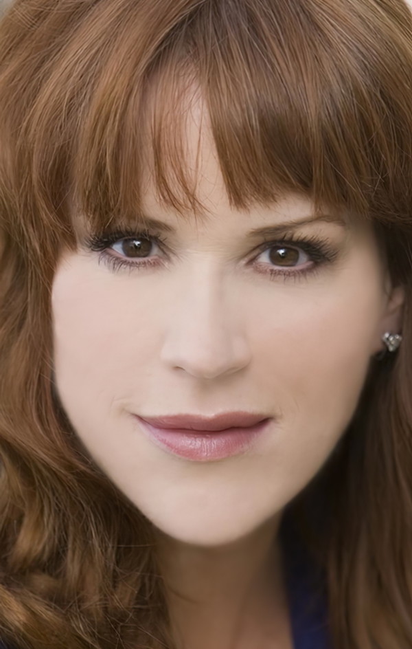 Molly Ringwald - actress - biography, photo, best movies and TV shows