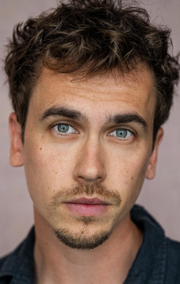 Jackson Bews - actor - biography, photo, best movies and TV shows