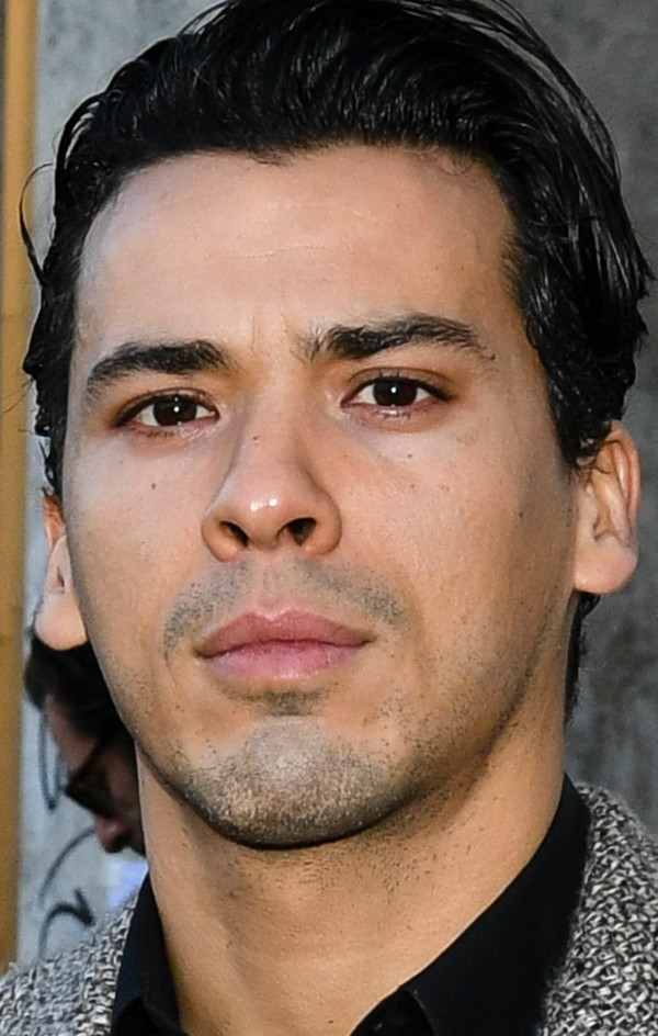 Tewfik Jallab - actor - biography, photo, best movies and TV shows