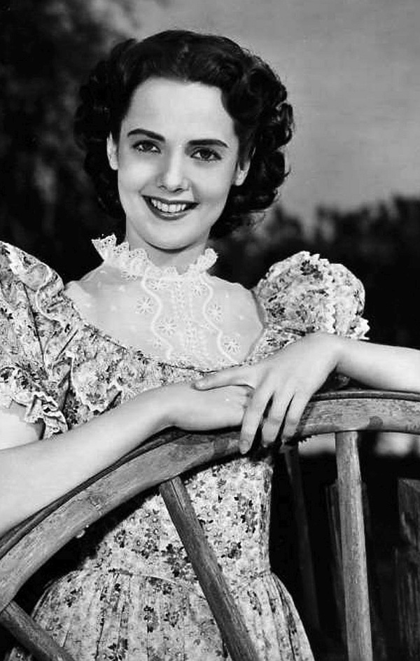 Mary Ellen Kay - actress - biography, photo, best movies and TV shows