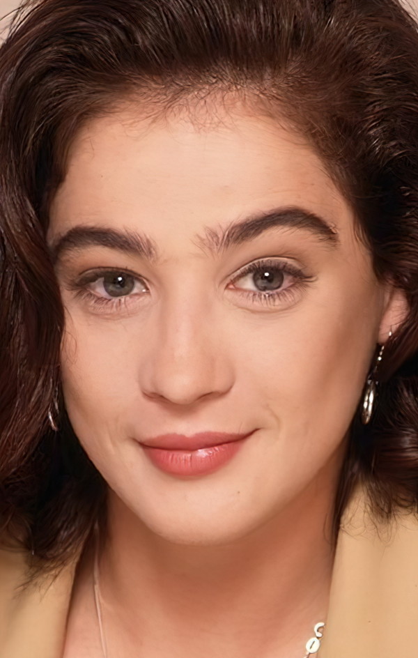 Moira Kelly - actress, director