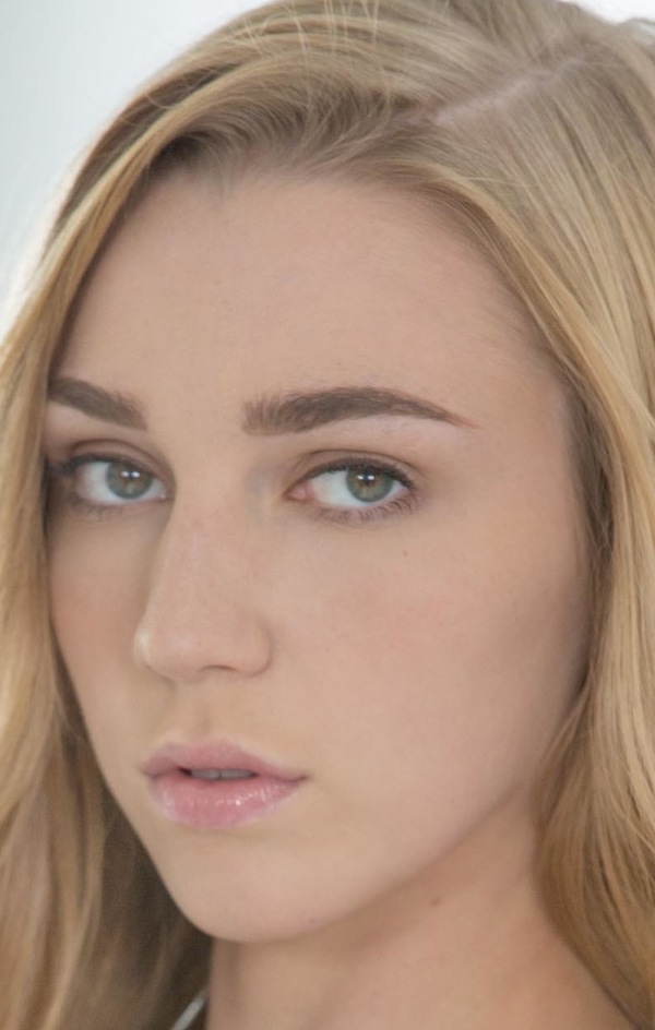 Kendra Sunderland - actress - biography, photo, best movies and TV shows
