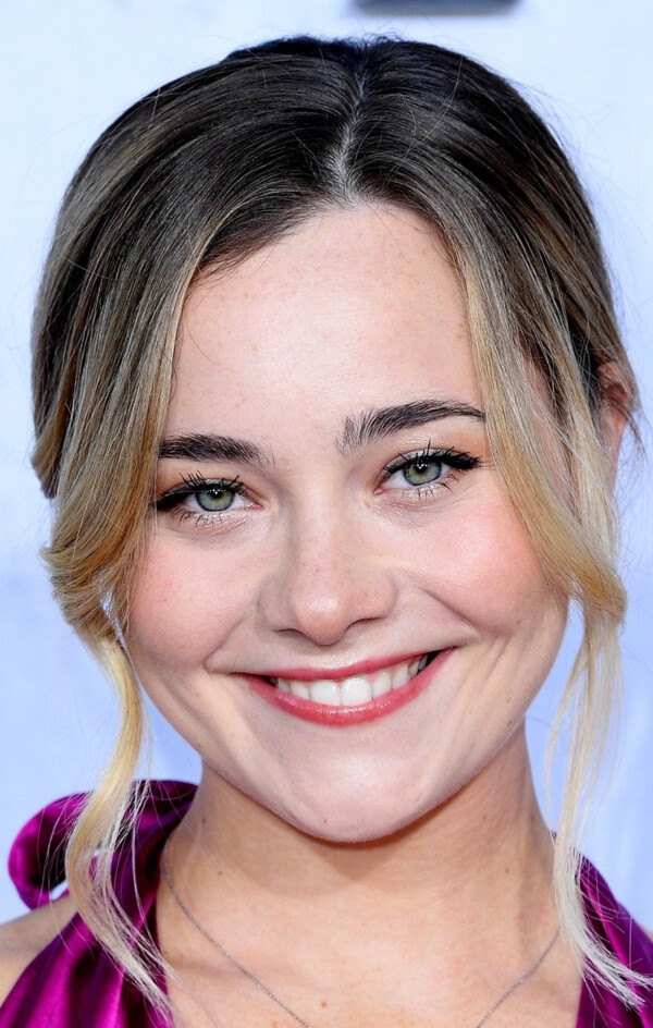 Lexi Simonsen - actress - biography, photo, best movies and TV shows