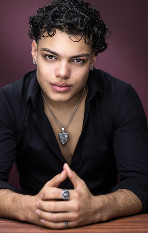 Kevin Chacon - actor - biography, photo, best movies and TV shows
