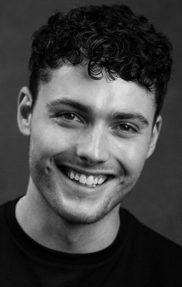 Tom Lewis - actor, producer - biography, photo, best movies and TV shows