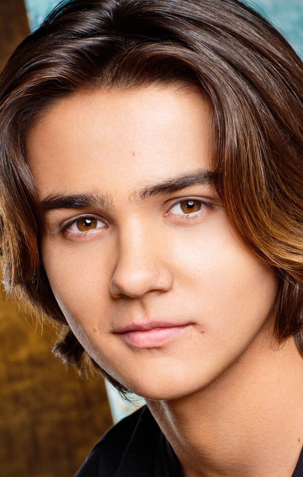 Luca Luhan - actor - biography, photo, best movies and TV shows