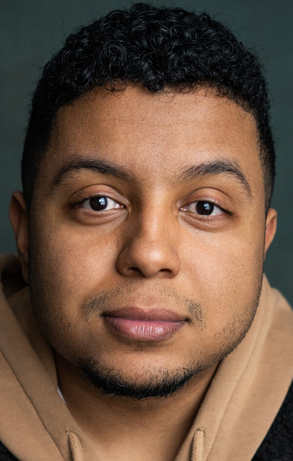 Zak Douglas - actor - biography, photo, best movies and TV shows