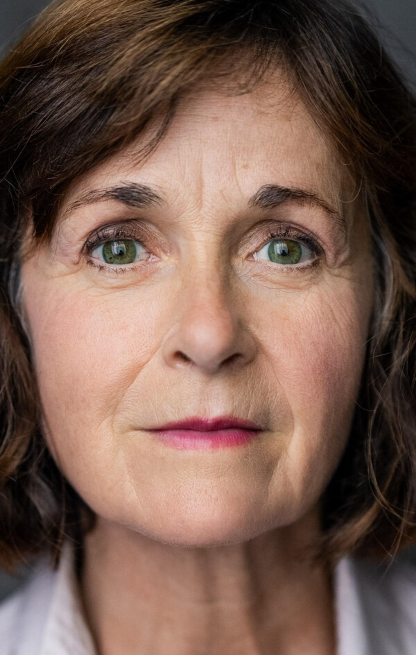 Facts - Amanda Root - Wiki: Biography