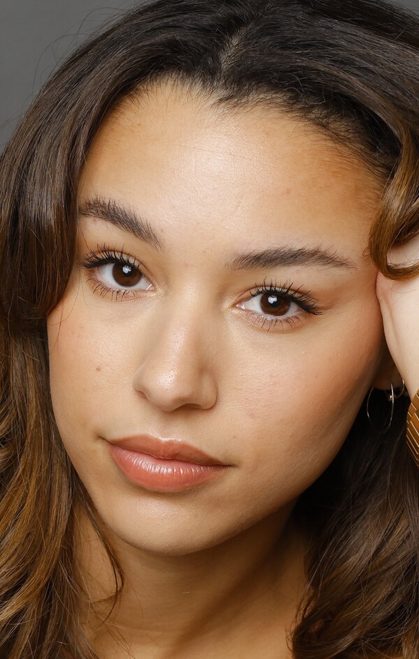 Sage Moore - actress - biography, photo, best movies and TV shows