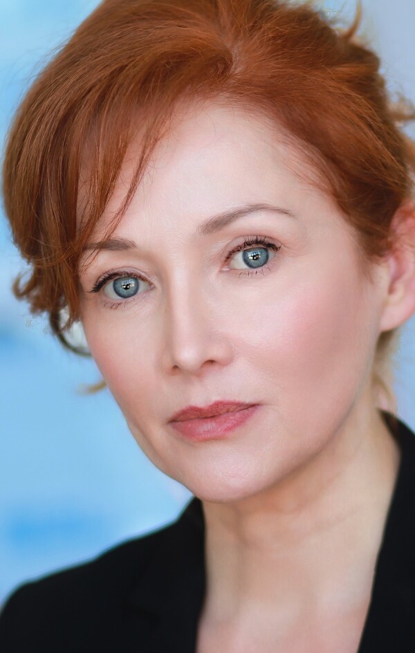 Kim Thomson - actress, dubbing: english