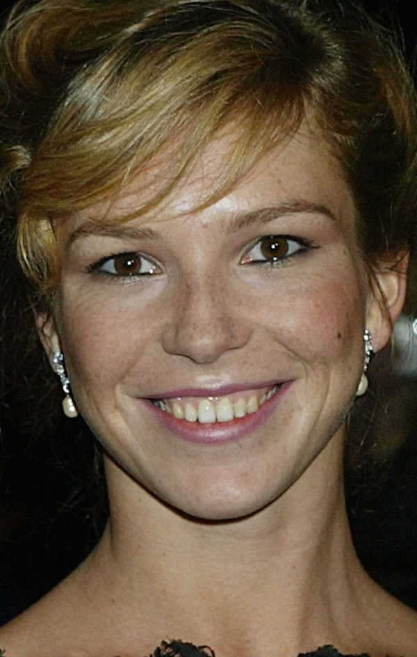 Honeysuckle Weeks - actress - biography, photo, best movies and TV shows