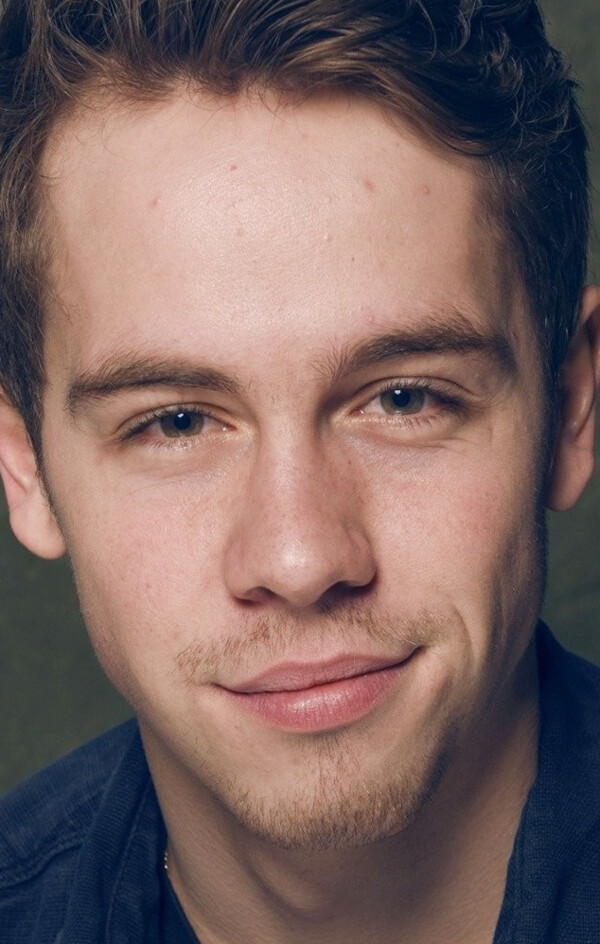 Munro Chambers - actor, writer, producer