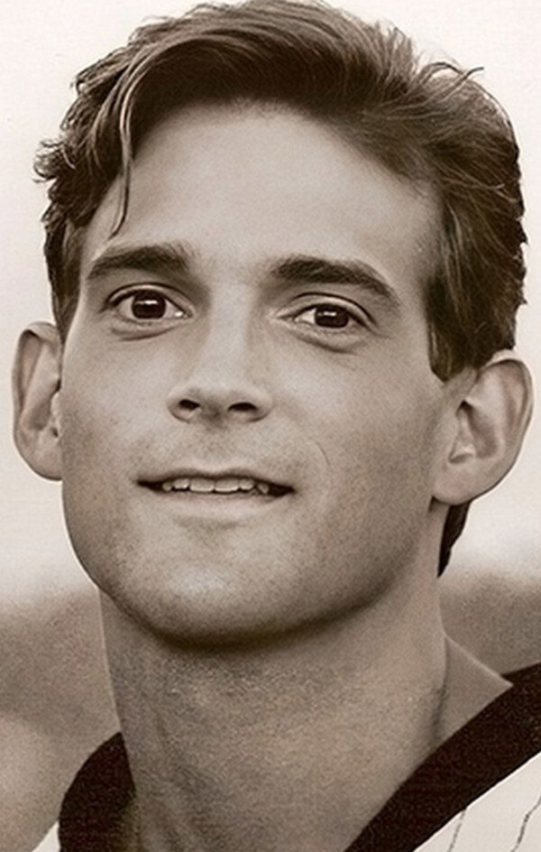 Dwier Brown - actor - biography, photo, best movies and TV shows