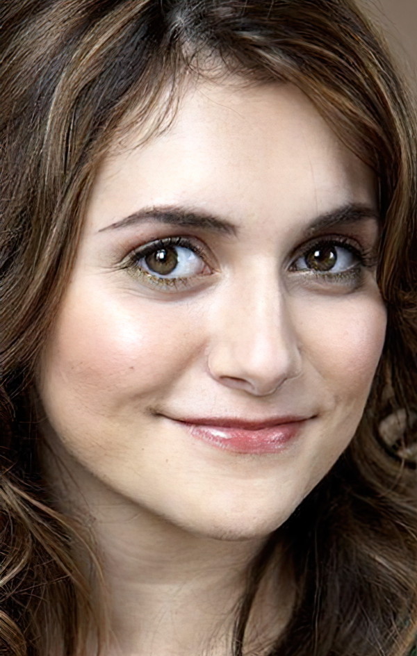 Alyson Stoner - actress, dubbing: english