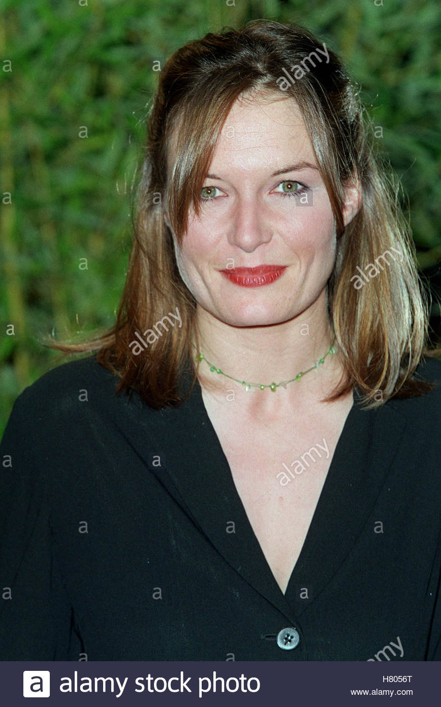 Catherine McCormack - actress, director, writer, producer, dubbing: english