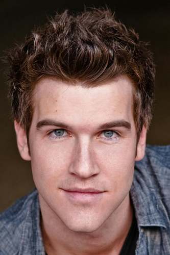 Ben Bledsoe - actor, producer, dubbing: english