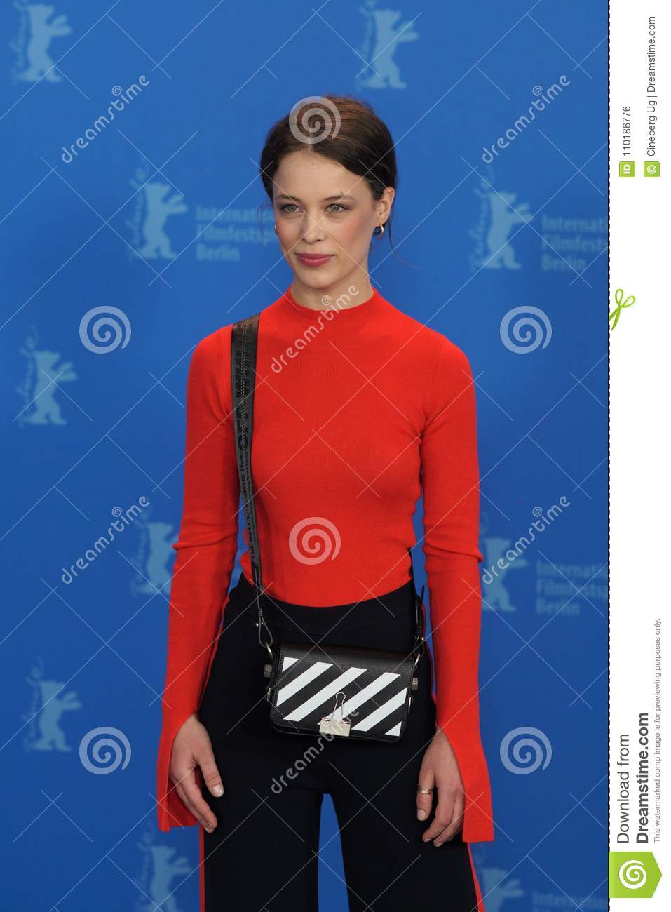 Paula Beer - actress - biography, photo, best movies and TV shows