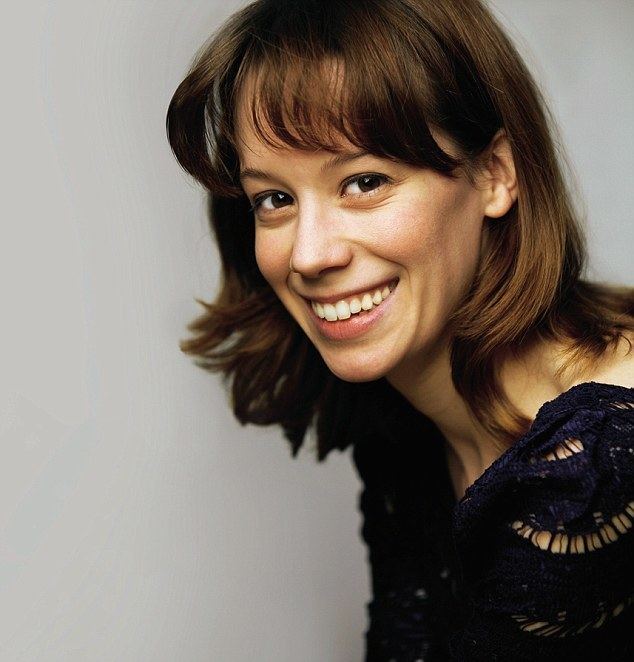 Chloe Pirrie - actress - biography, photo, best movies and TV shows