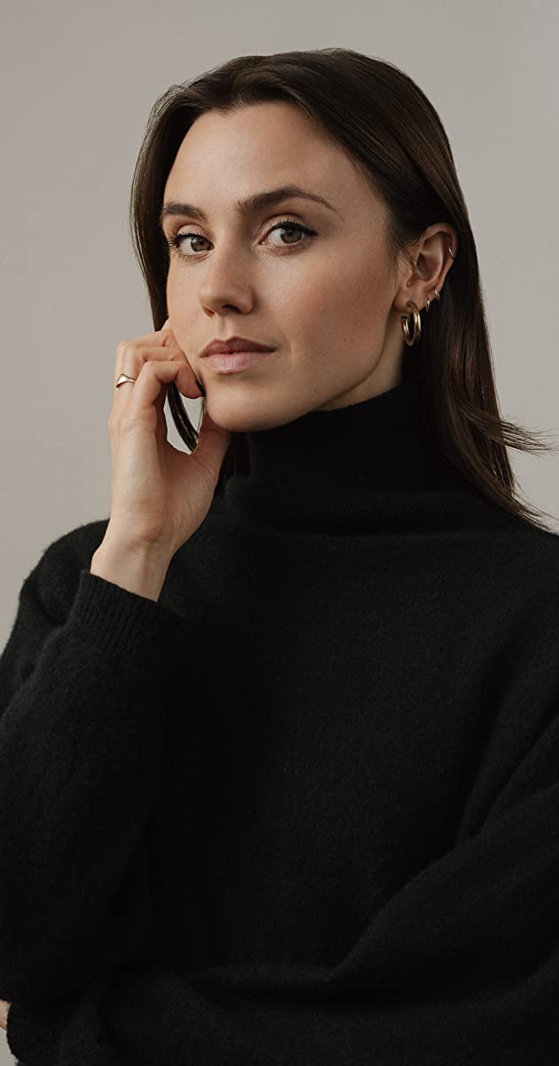 Poppy Drayton - actress - biography, photo, best movies and TV shows