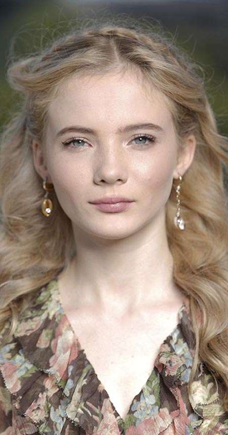 Freya Allan - actress - biography, photo, best movies and TV shows