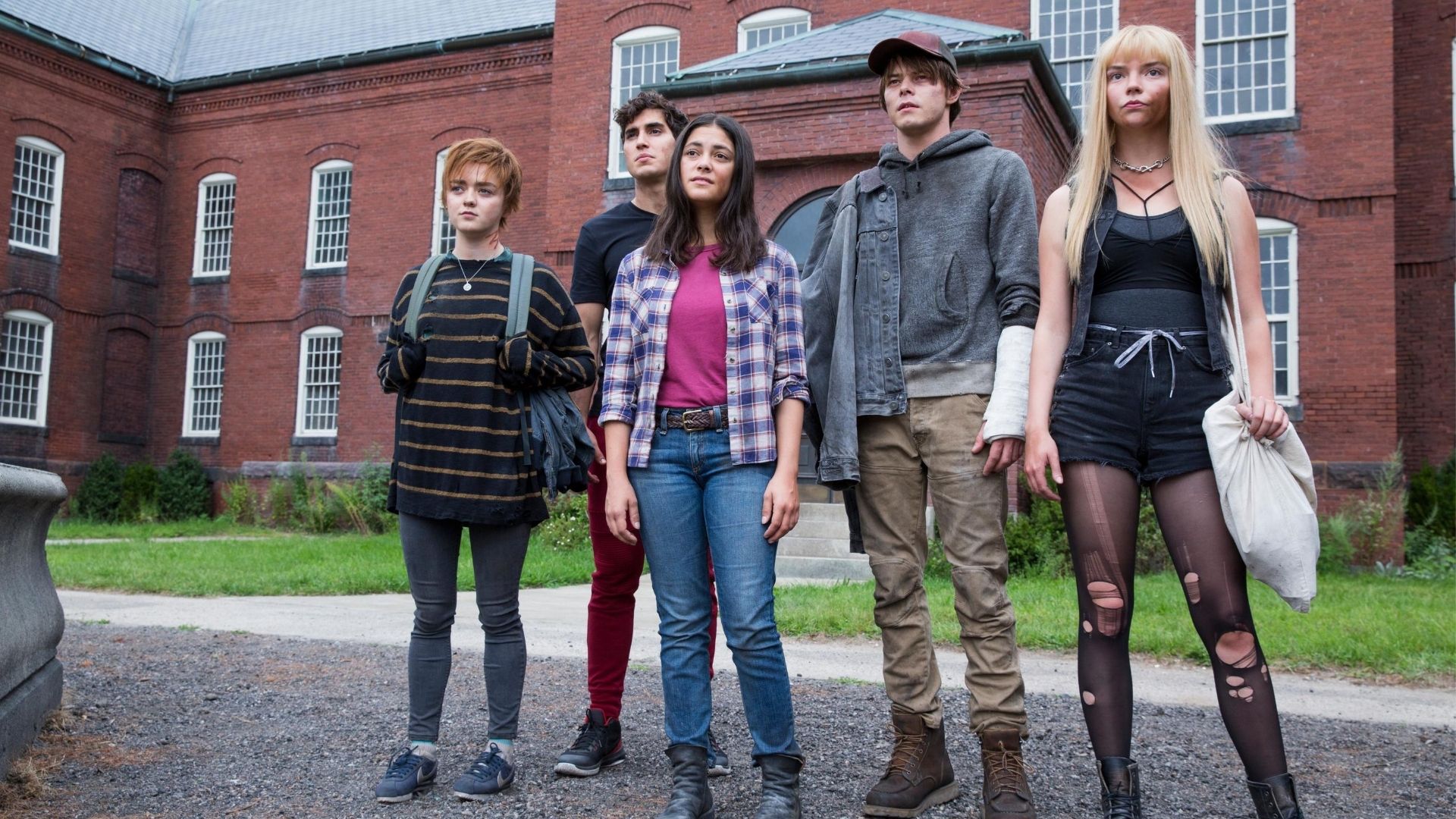 Blu Hunt - actress, writer - biography, photo, best movies and TV shows