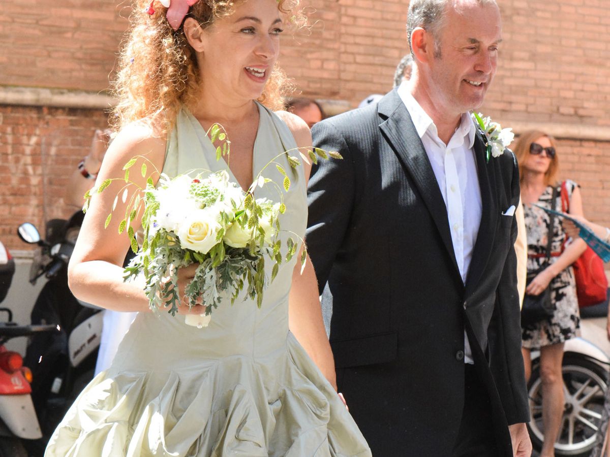 Alex Kingston - actress - biography, photo, best movies and TV shows