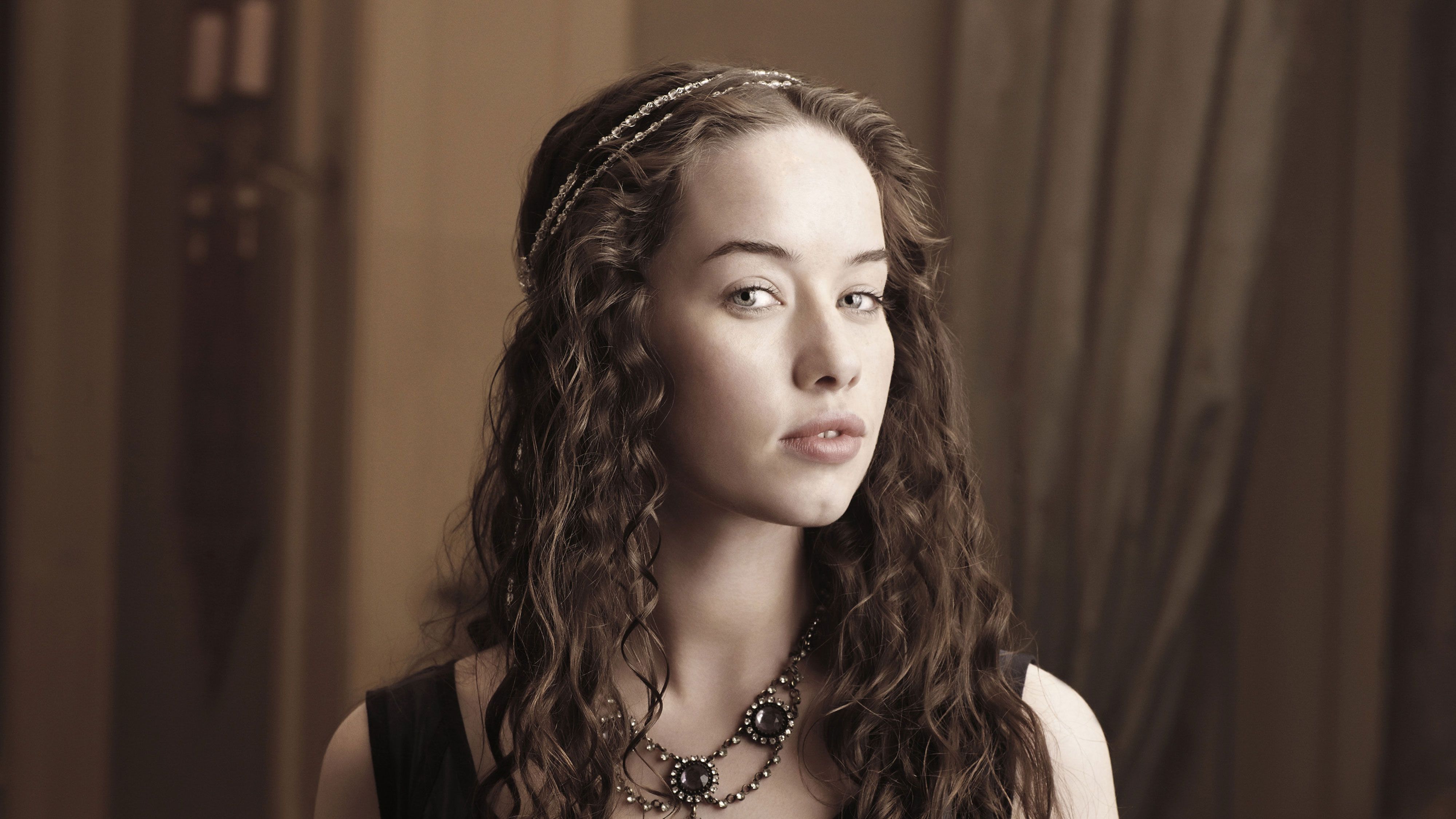 Anna Popplewell - actress - biography, photo, best movies and TV shows