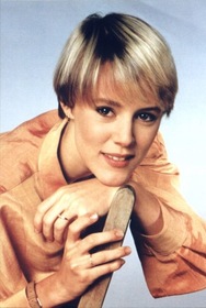 Mary Stuart Masterson - actress, producer, director, writer