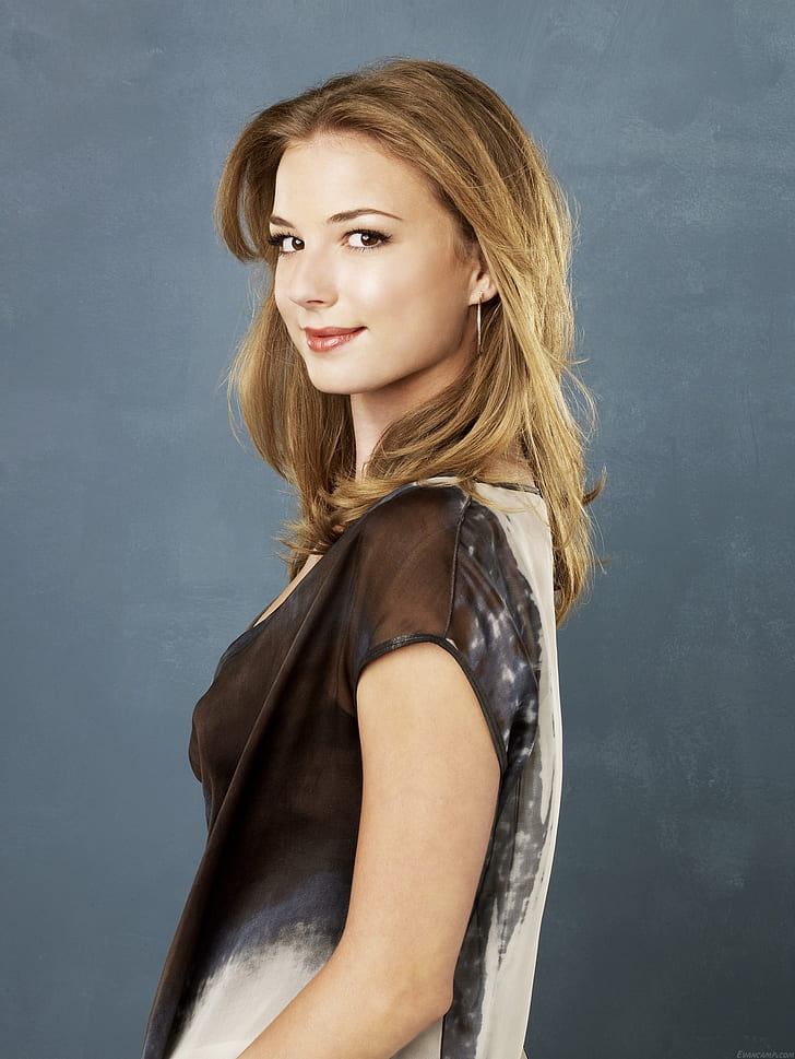 Emily VanCamp - actress - biography, photo, best movies and TV shows