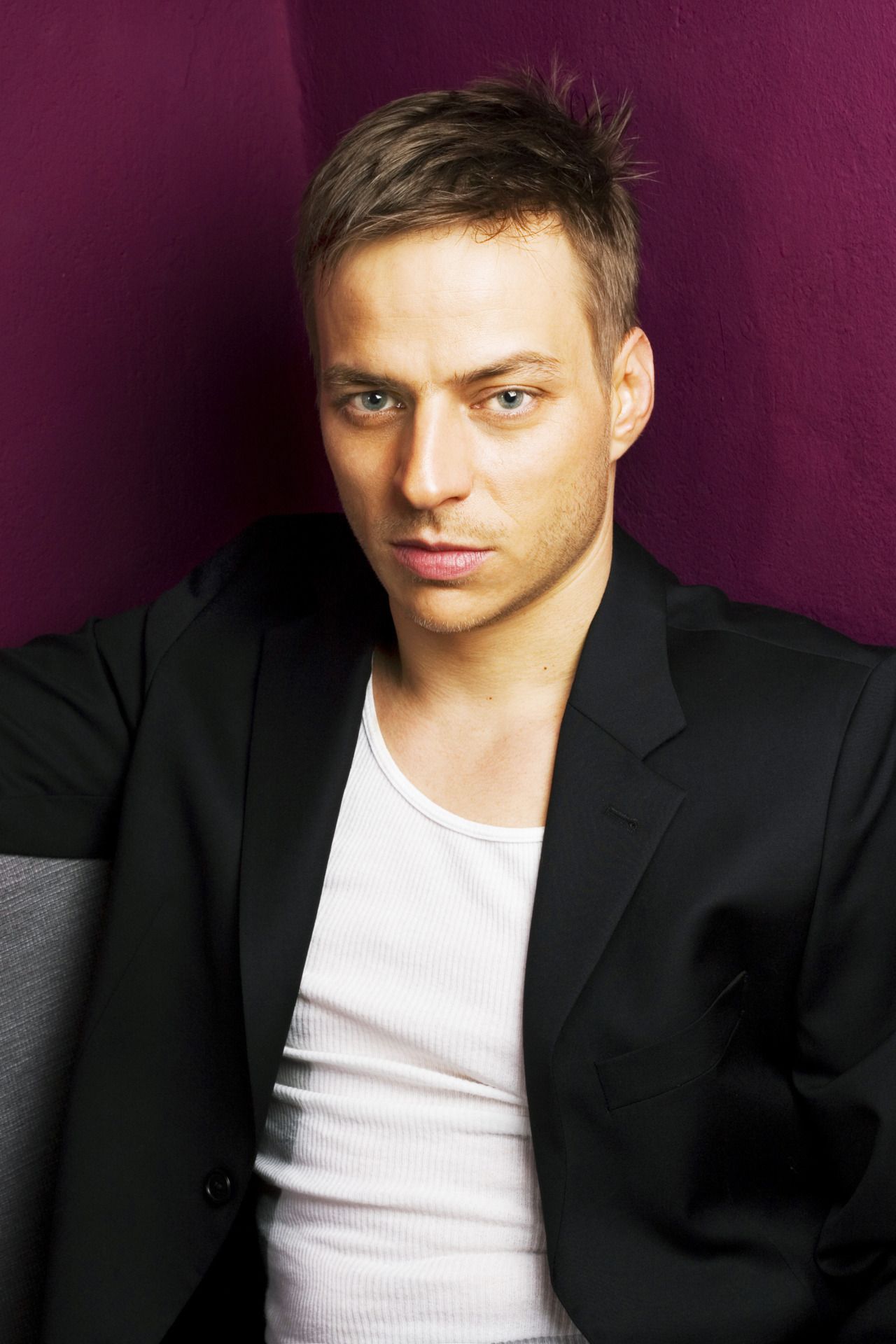 Tom Wlaschiha - actor - biography, photo, best movies and TV shows