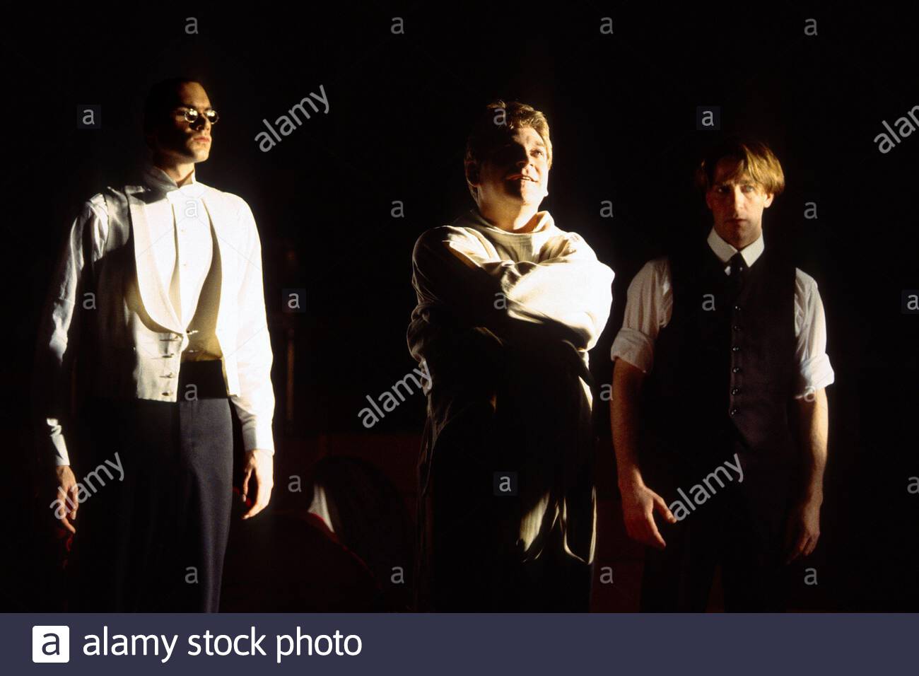 Angus Wright - actor - biography, photo, best movies and TV shows