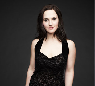 Ruth Bradley - actress - biography, photo, best movies and TV shows