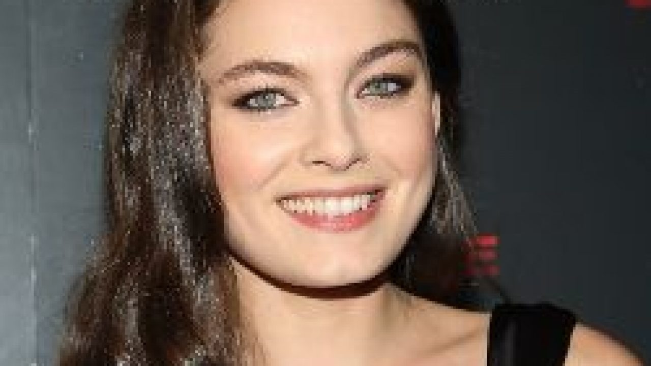 Alexa Davalos - actress - biography, photo, best movies and TV shows