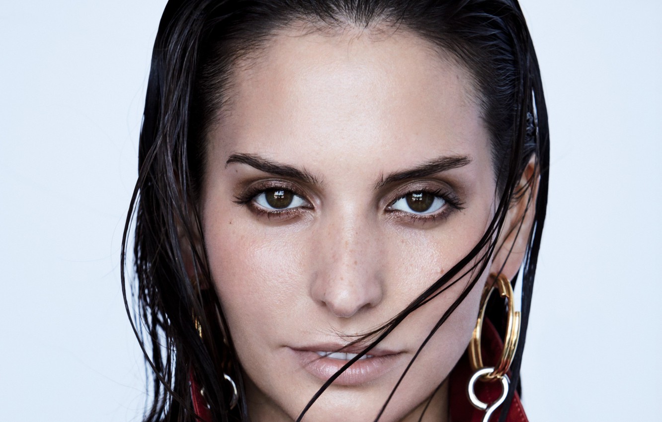 Genesis Rodriguez - actress - biography, photo, best movies and TV shows