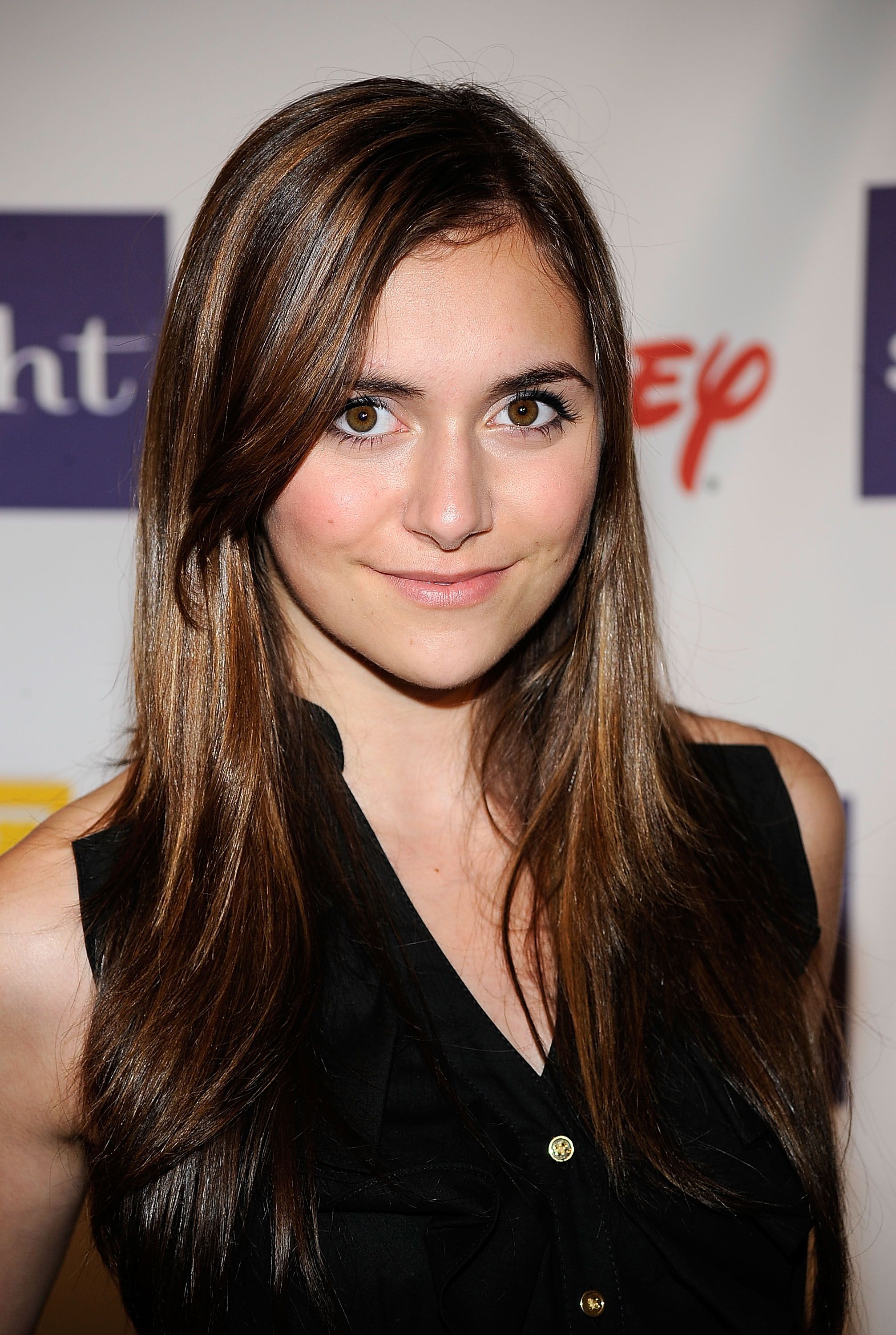 Alyson Stoner - actress, dubbing: english