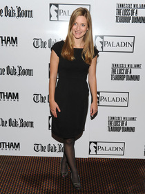 Zoe Perry - actress - biography, photo, best movies and TV shows