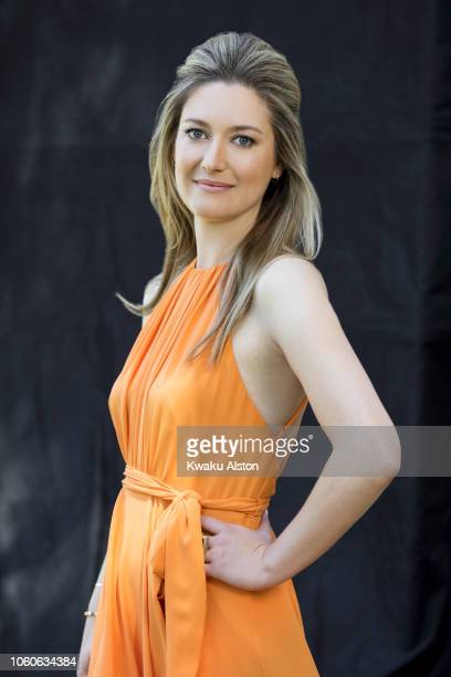 Zoe Perry - actress - biography, photo, best movies and TV shows